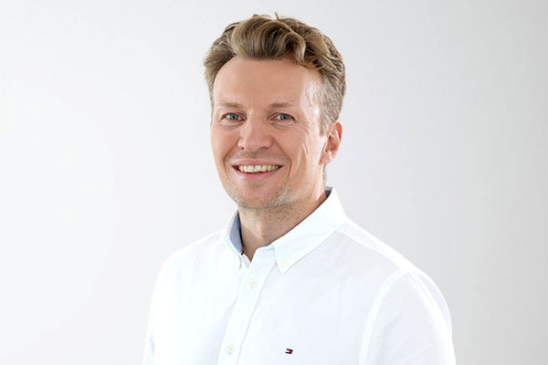 Technische Entwicklungen In Der Wirbelsäulenchirurgie Atos News